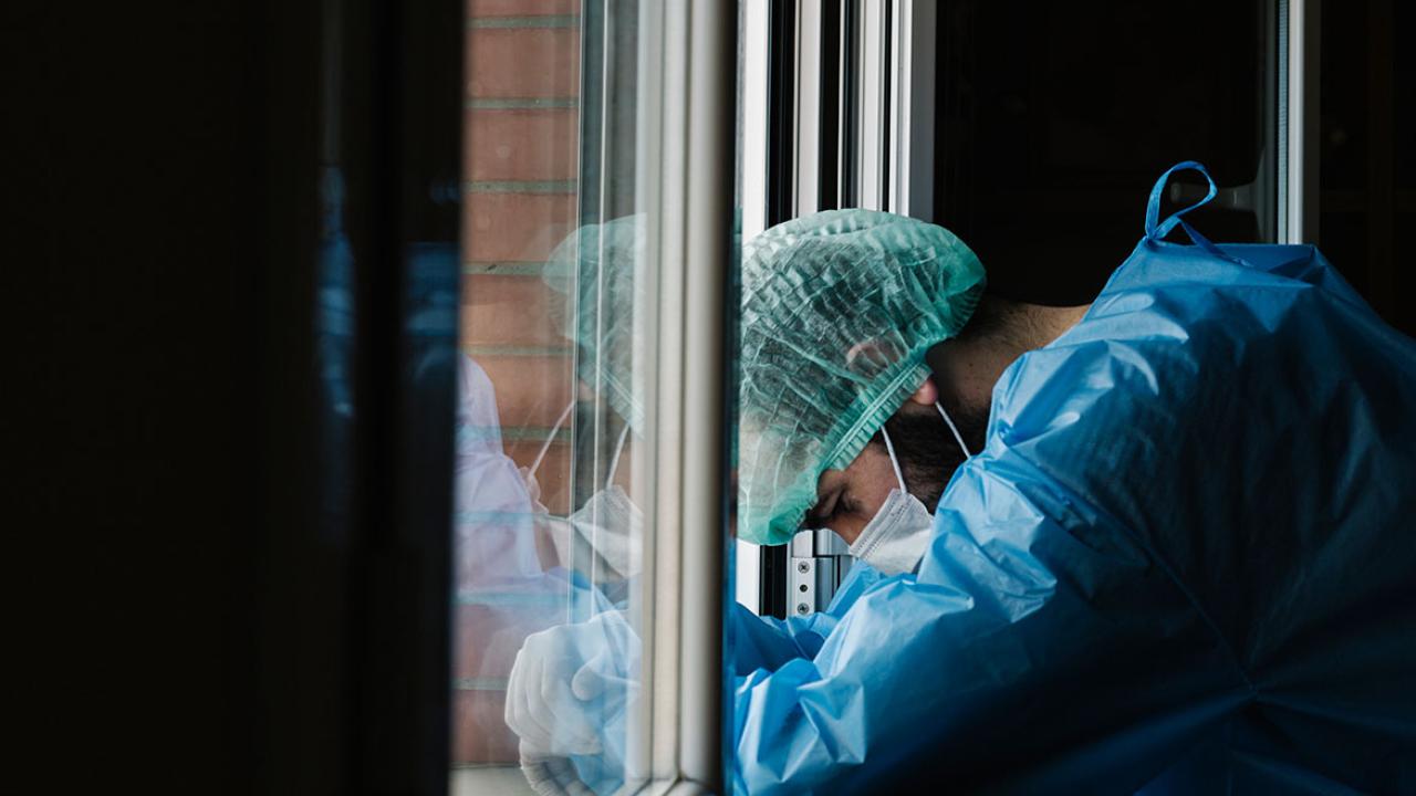 Pandemic pushes U.S. doctor burnout to all-time high of 63% | American ...