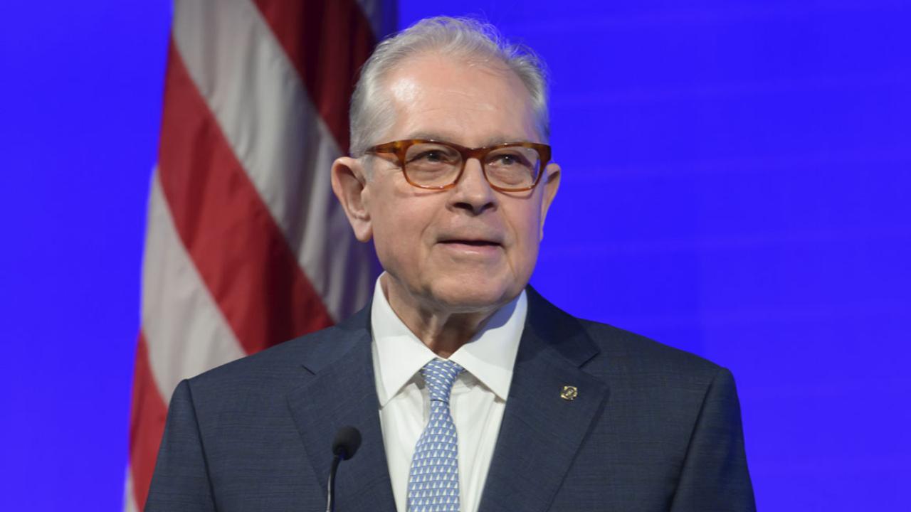 Dr. Madara turns focus to effective transition to next AMA CEO ...