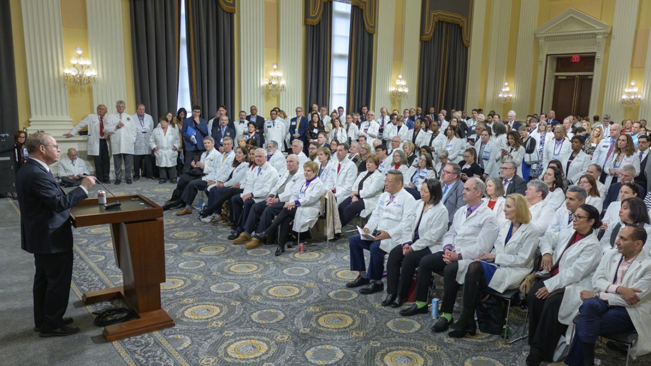 Physicians press Congress to back 2% Medicare pay boost for 2025 ...