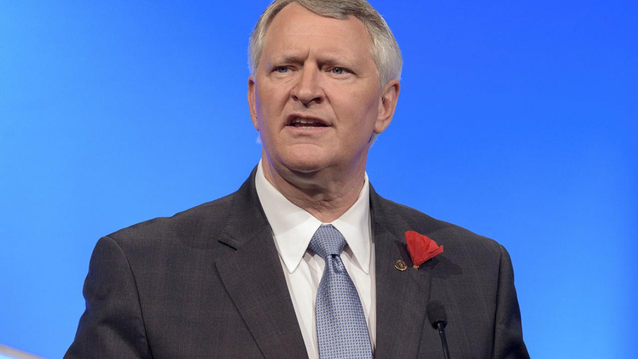 Moving medicine forward is a team effort: AMA president | American ...